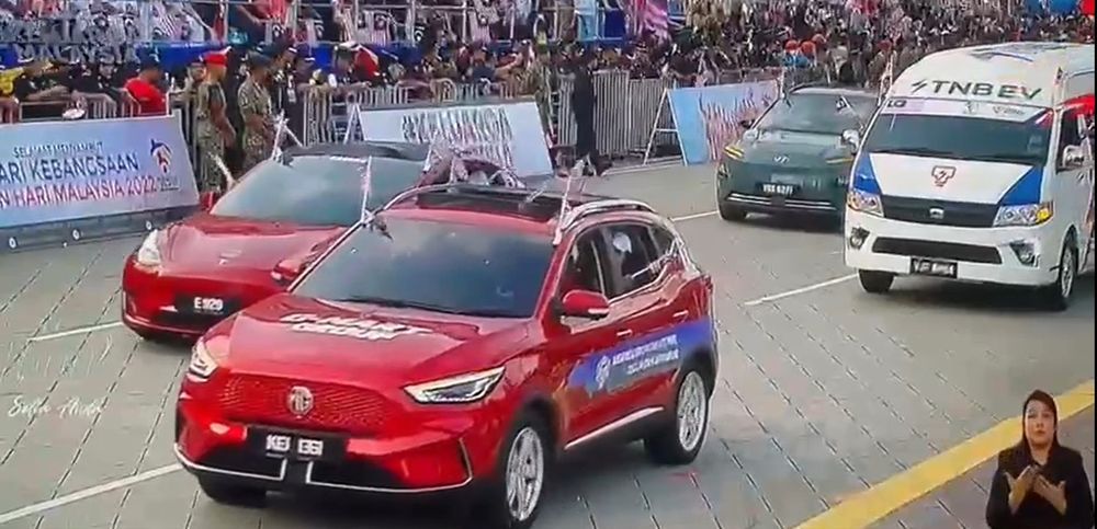A Bunch Of EVs Entered The Merdeka Day Parade - Electric Vehicle EV ...