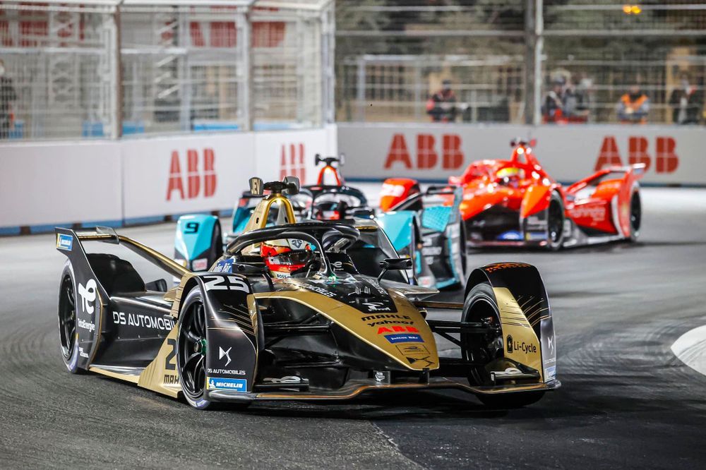 Bridgestone to supply tyres for Formula E in 2026 - Auto News | Carlist.my