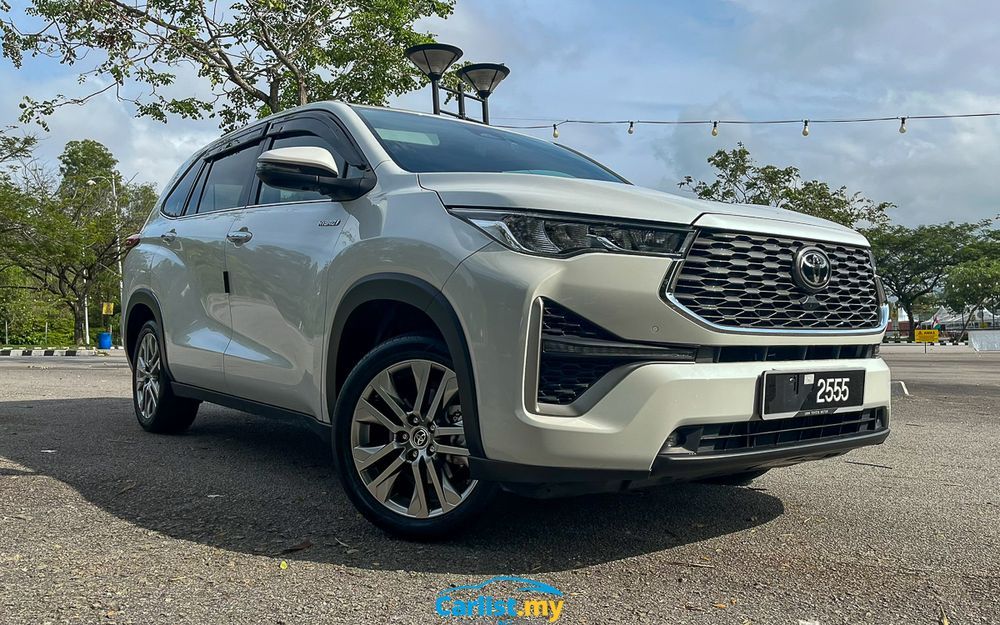 Review: 2023 Toyota Innova Zenix Hybrid Electric - "Generous HEV ...