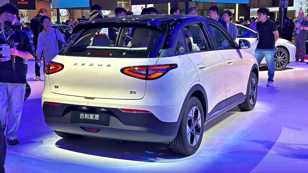 eMAS 5 also headed to Thailand in 2025, keeps Geely branding over ...