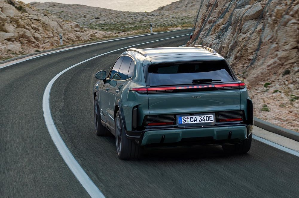 Porsche reveals all-new E4 Cayenne Electric - Super SUV goes high ...