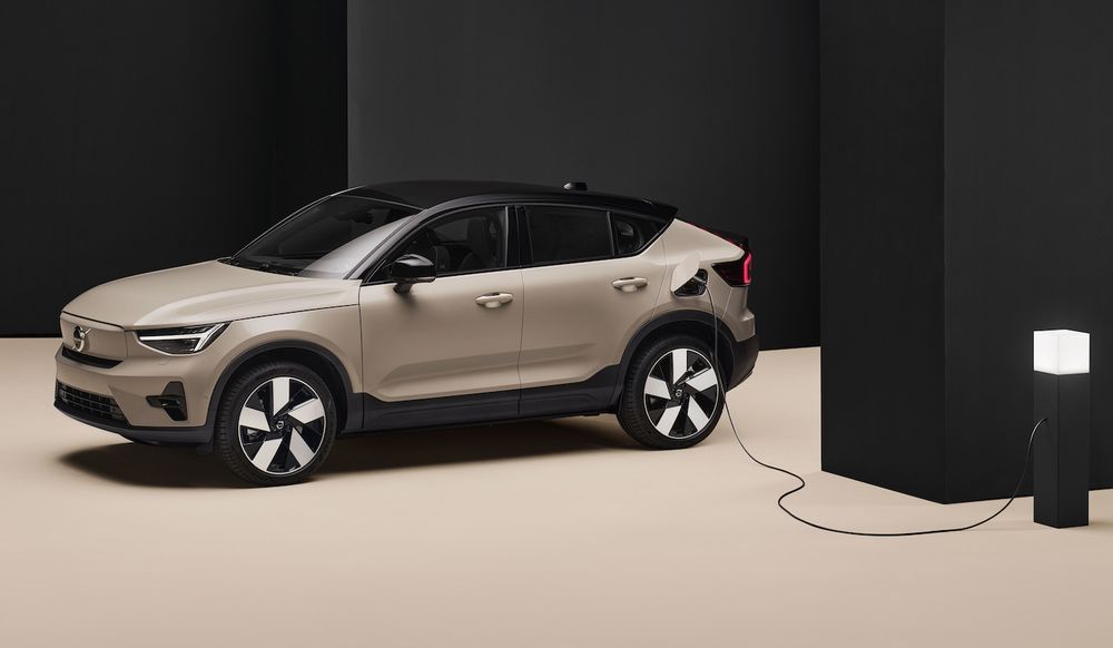 Volvo EC40 arrives in Malaysia for 2025 at RM289k - New Name, Colour ...