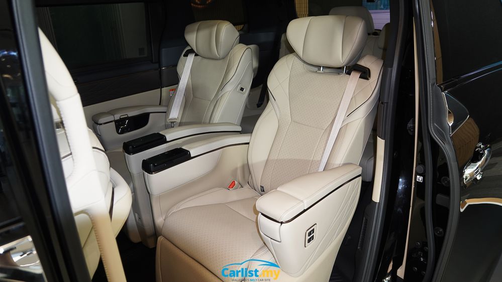 More photos of the AH40 2023 Toyota Alphard and Vellfire from Thailand ...