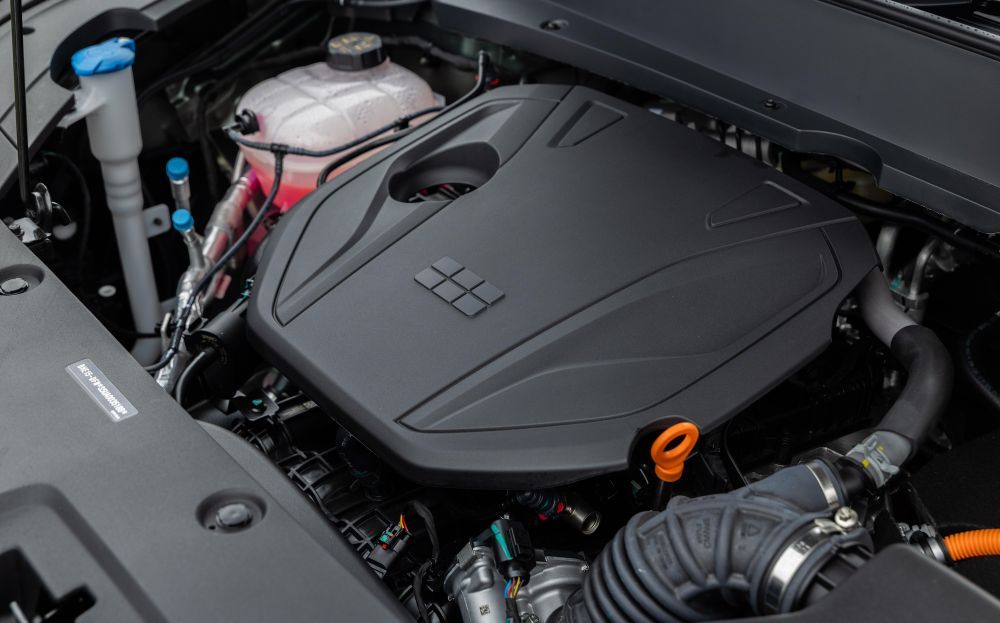 Proton previews the eMAS 7 Plug-In Hybrid - 18.4kWh battery, 940+km ...