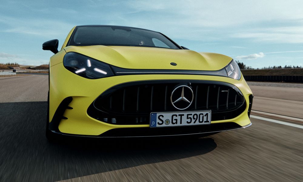 Mercedes-AMG GT 4-Door goes full EV with 1169PS, 3-motors, fake V8 ...