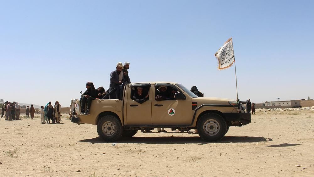 Kenapa Taliban Pilih Ford Ranger, Bukan Toyota Hilux? - Insights ...