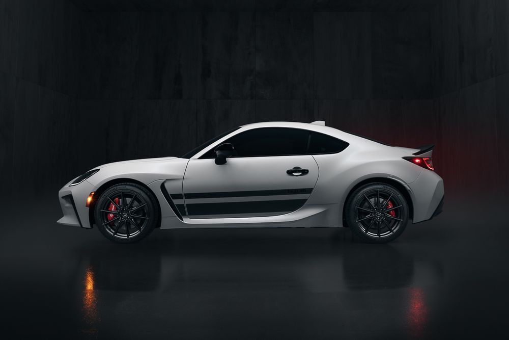 Get your Initial D on with the 2024 Toyota GR86 Trueno Edition! - Auto ...