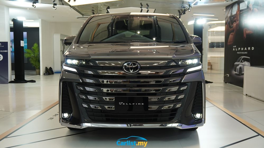 More photos of the AH40 2023 Toyota Alphard and Vellfire from Thailand ...