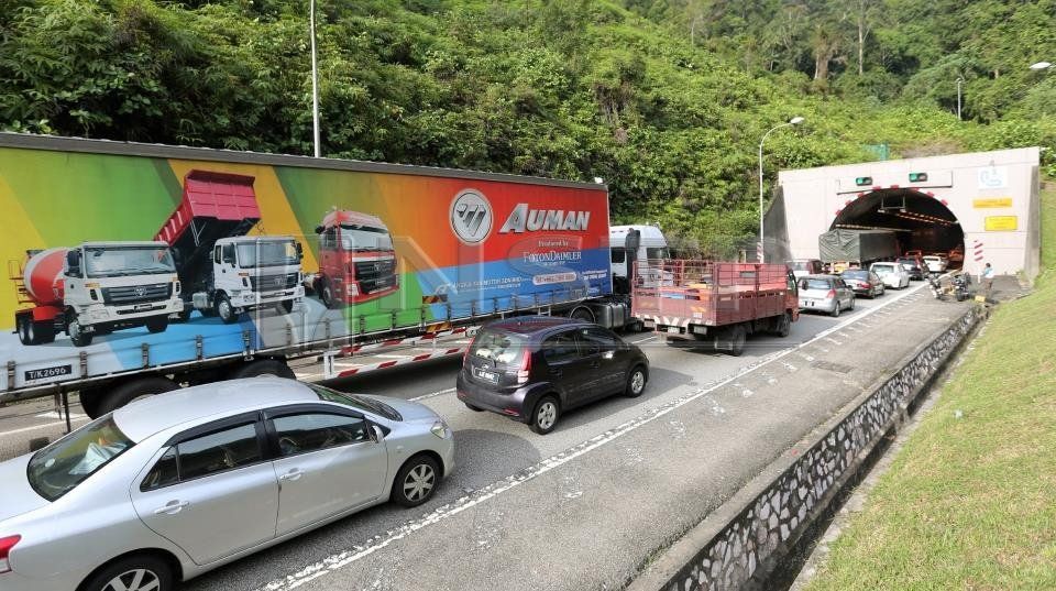 Lagi Kemalangan Maut Melibatkan Kenderaan Berat Berhampiran Terowong Menora Sampai Bila 汽车