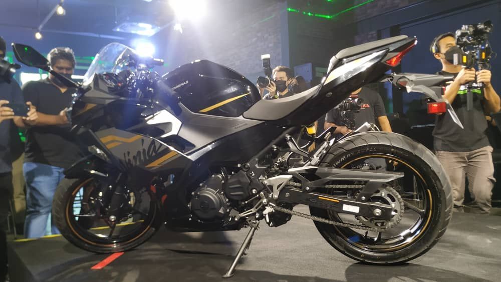 Modenas Lancar Ninja 250, Ninja 250 ABS, Z250 ABS – Harga Bermula RM18 ...