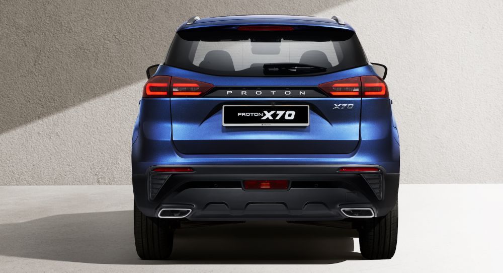 Proton lifts veil on new X70 for 2025, - adds Android Auto/CarPlay ...