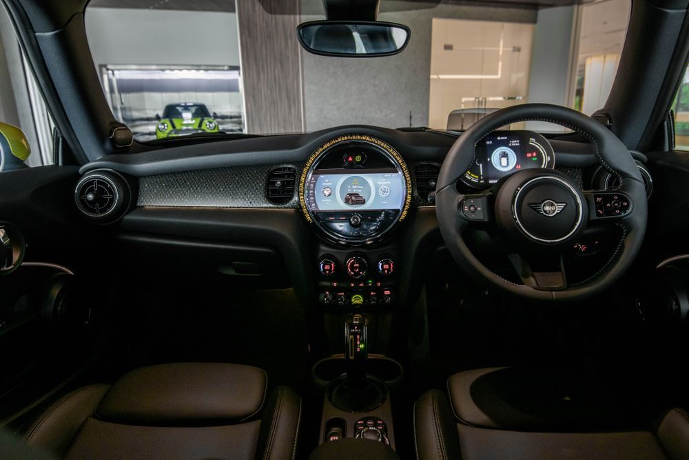 The New 2021 MINI Electric Has Arrived - For RM217k - Auto News ...