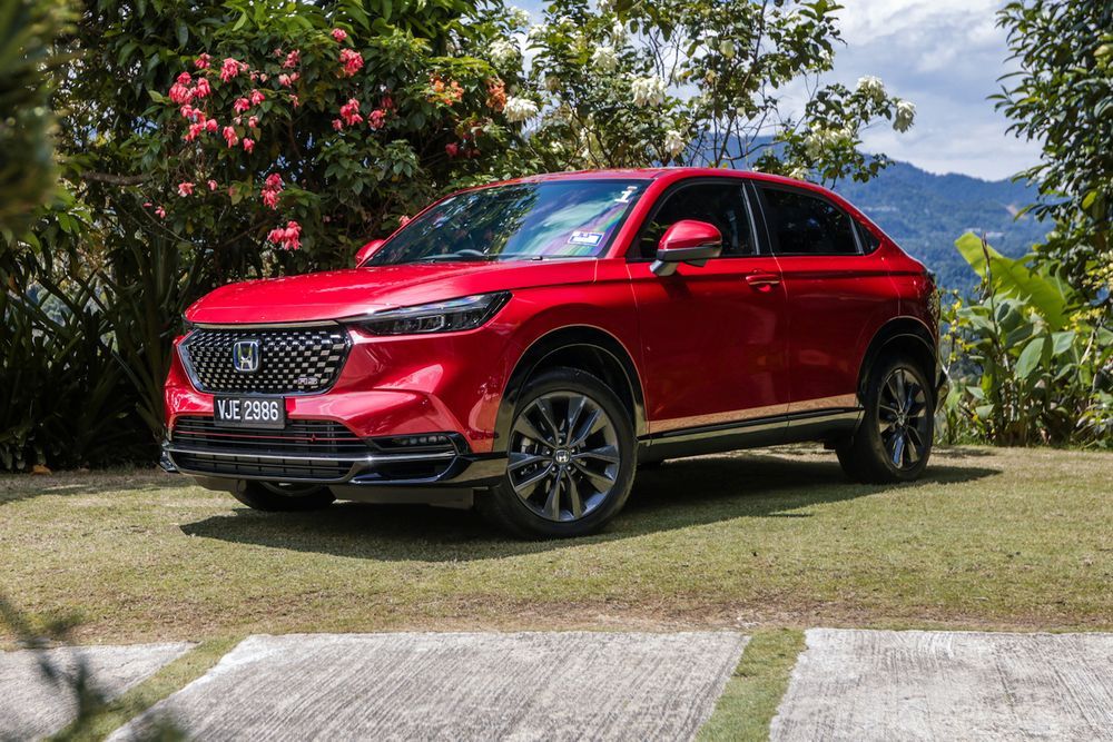 2022 Honda HR-V RS e:HEV vs 1.5 Turbo V: Back-2-Back First Drive ...