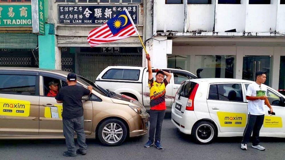 Maxim calls JPJ's charges of their drivers not having EVP permits ...
