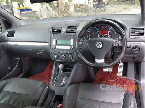 Honest Ownership Experience: The Delightful Volkswagen Golf GTI Mk5 ...