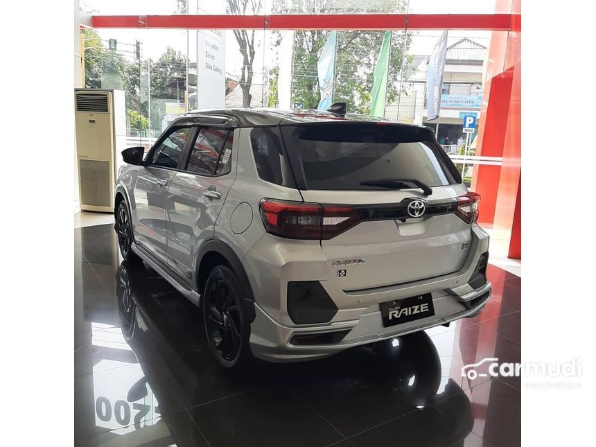 Toyota Raize 2023 GR Sport 1.0 in DKI Jakarta Automatic Wagon Silver ...