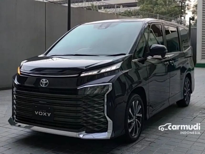 Toyota Voxy 2023 2.0 in DKI Jakarta Automatic Van Wagon Black for Rp ...