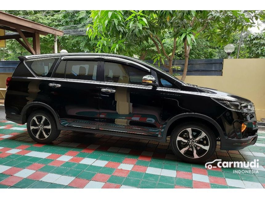 Jual Mobil Toyota Kijang Innova 2021 Venturer 50th Anniversary 2.4 di ...