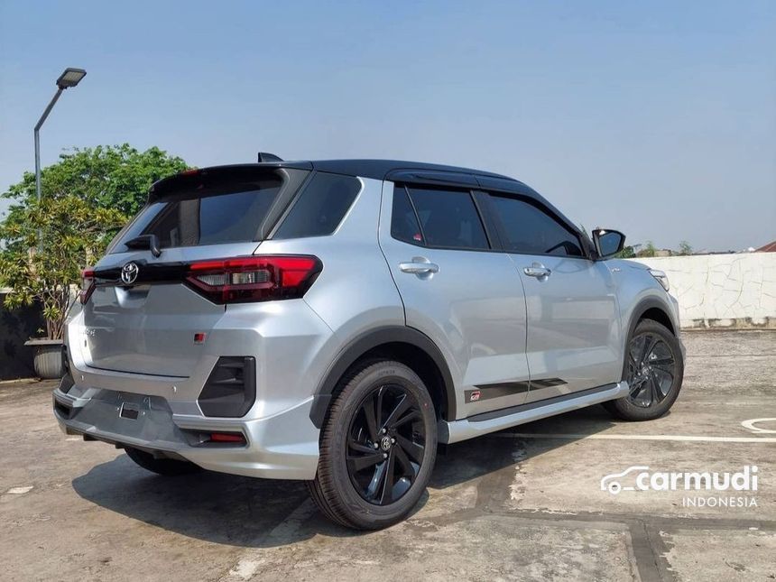 Toyota Raize 2022 GR Sport 1.0 in DKI Jakarta Automatic Wagon Silver ...
