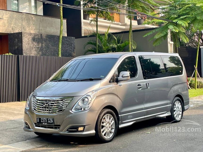 Jual Mobil Hyundai H-1 2017 Royale New Next Generation 2.4 di DKI ...