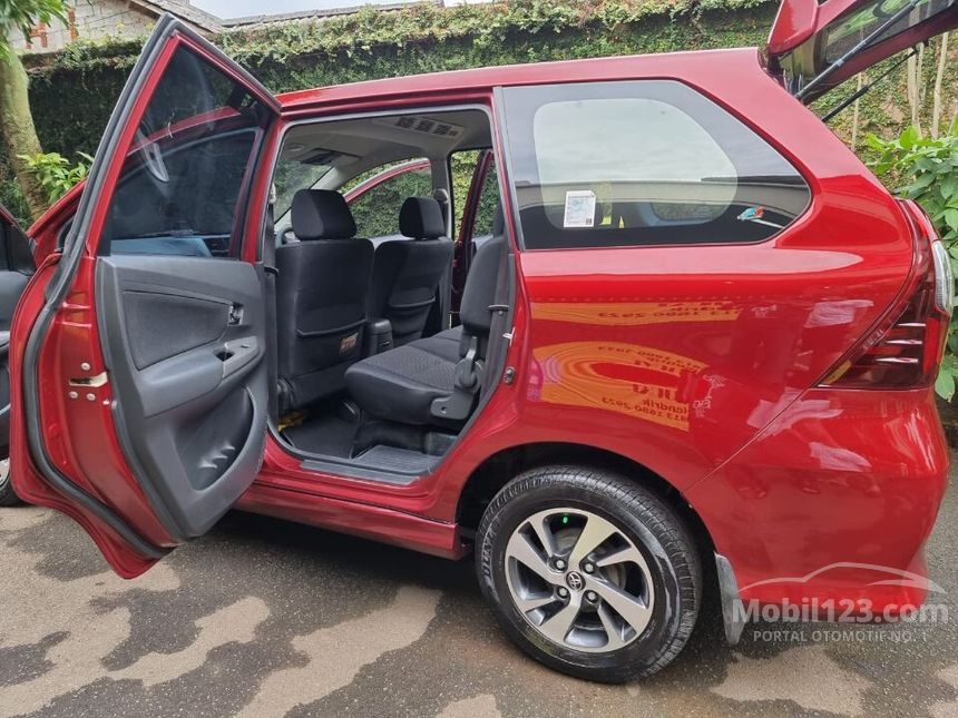 Jual Mobil Toyota Avanza 2015 Veloz 1.5 di DKI Jakarta Manual MPV Merah ...