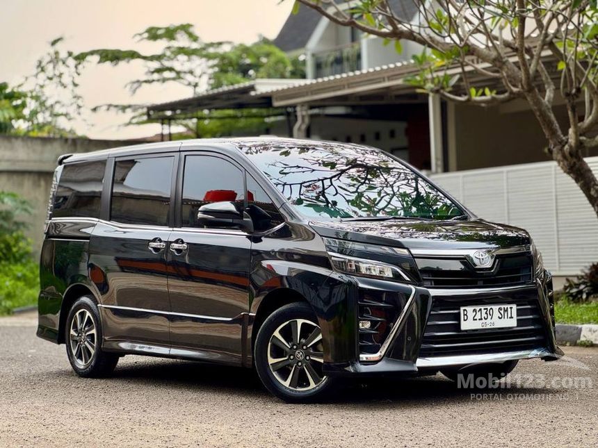 Jual Mobil Toyota Voxy 2018 2.0 di DKI Jakarta Automatic MPV Hitam Rp 275.000.000 - 17429606 ...