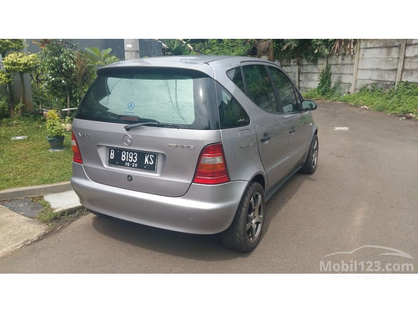 Mercedes-Benz A140 2000 Classic 1.4 di Banten Manual Hatchback Silver ...