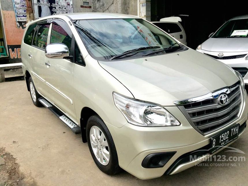 Jual Mobil Toyota Kijang Innova 2014 E 2.0 di Jawa Barat Manual MPV ...