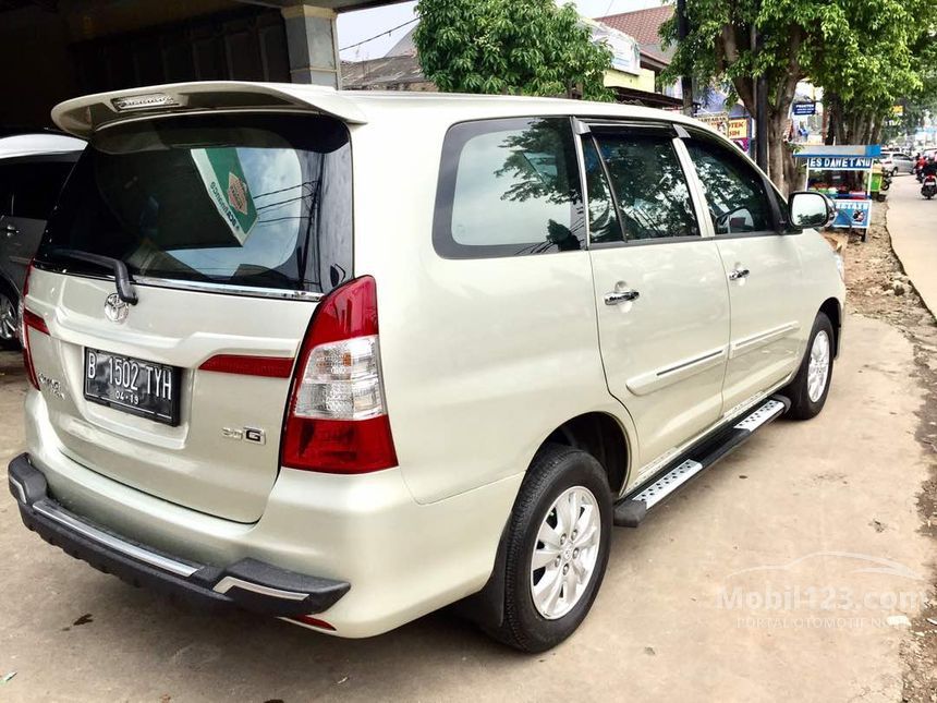 Jual Mobil Toyota Kijang Innova 2014 E 2.0 di Jawa Barat Manual MPV ...