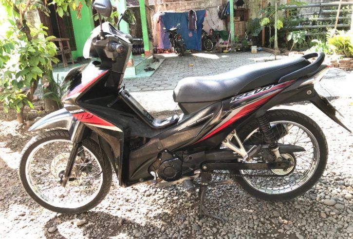 Kelebihan dan Kekurangan Honda Revo Absolute, Motor Andalan Para Kurir ...