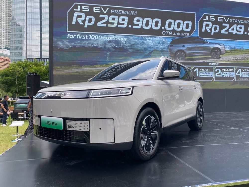 Turun Drastis! Harga Resmi Jaecoo J5 EV Kini Mulai Rp249 Juta Saja ...