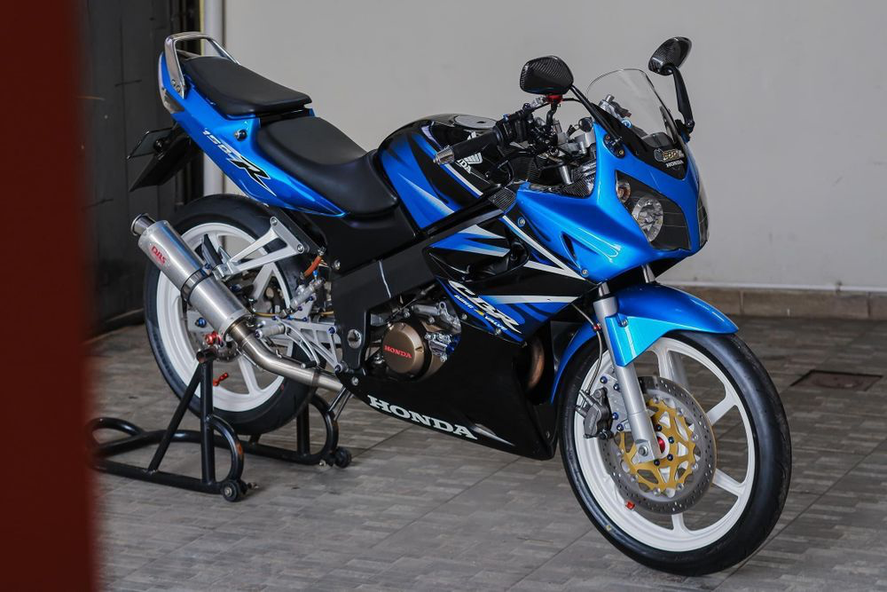 Panduan Cara Membersihkan Knalpot Motor Bagian Dalam, agar Performa ...