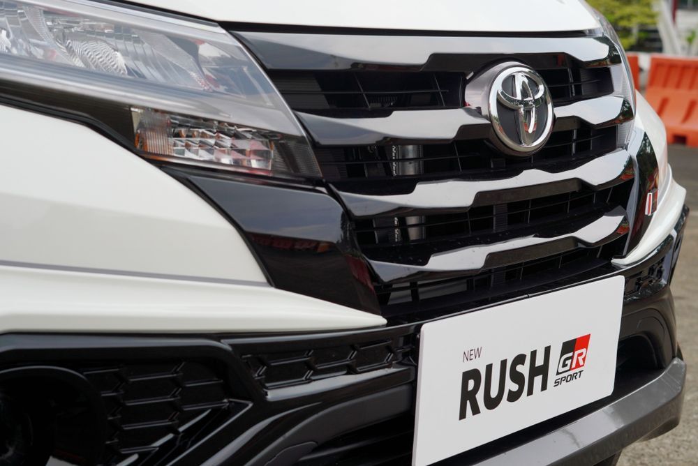5 Hal Menarik Toyota Rush GR Sport Improvement yang Ungguli BR-V dan ...
