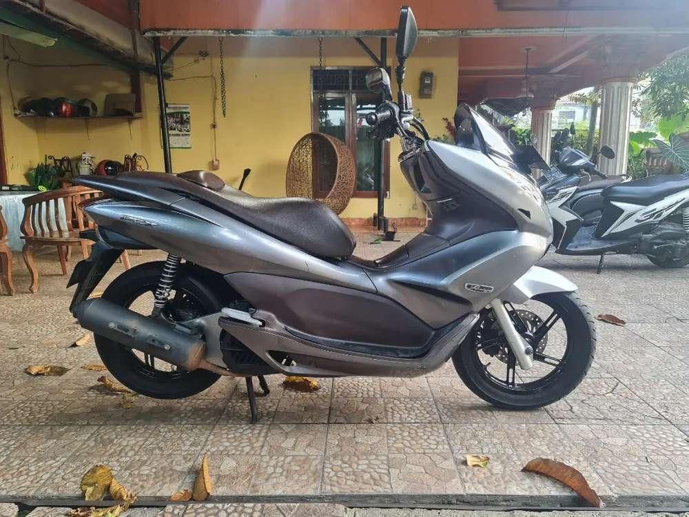 6 Fakta Penting Honda PCX 125 Generasi Pertama, CBU Thailand Built Quality Terjamin? - Panduan ...