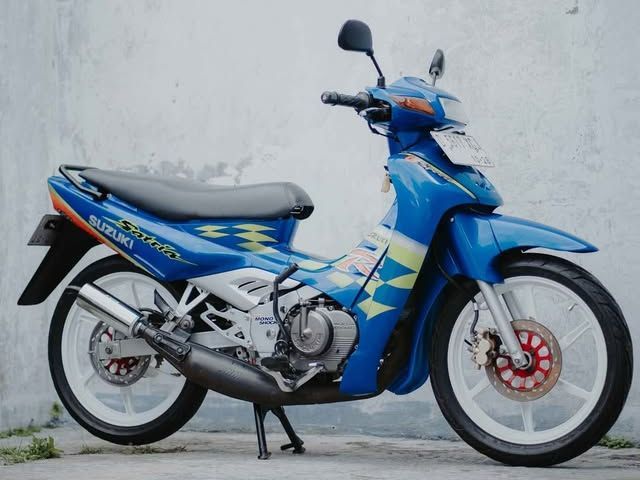 Suzuki Satria 120 Lumba-lumba; Raja Bebek Sport 2-Tak Era 90-an yang ...