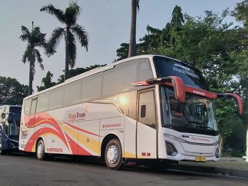 Jetbus 5 Adi Putro; Inovasi Bus Modern dari Karoseri Malang yang Makin ...
