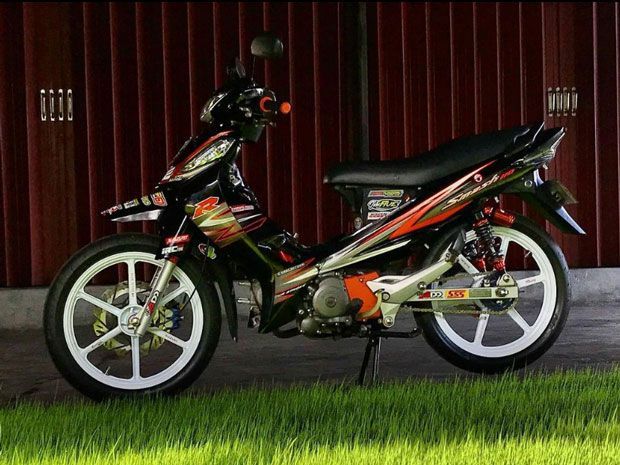 Inspirasi Modifikasi Suzuki Smash, Motor Bebek Legendaris yang Sudah ...