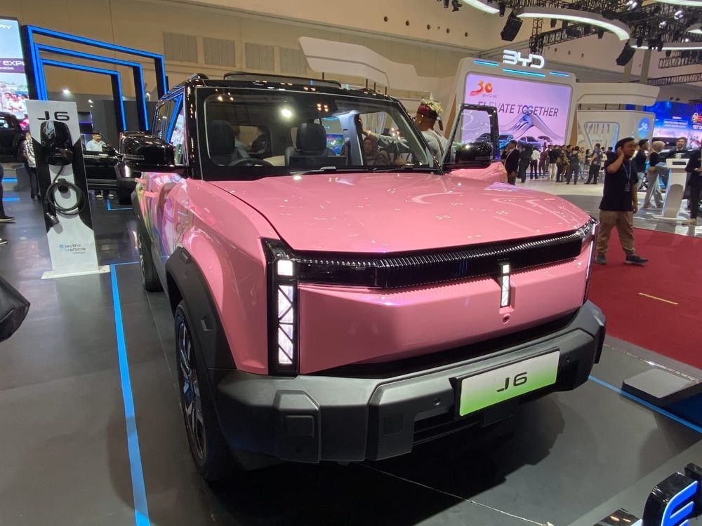 Resmi Dijual, Harga SUV Listrik Chery J6 Mulai Rp 498 Juta - Mobil ...