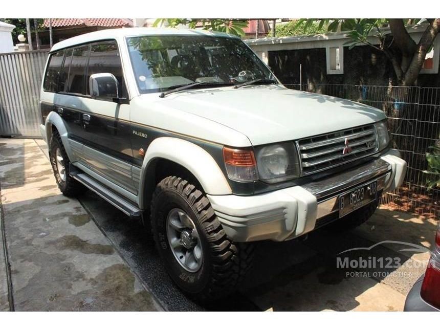 5 Fakta Penting Mitsubishi Pajero, SUV Nge-Hits Era 90an yang Dipakai ...