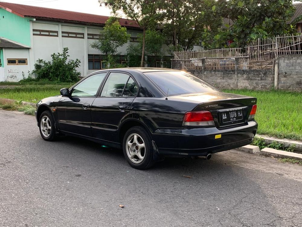 Kelebihan dan Kekurangan Mitsubishi Galant Hiu, Sedan Kencang Cuma Rp60 Jutaan! - Panduan ...