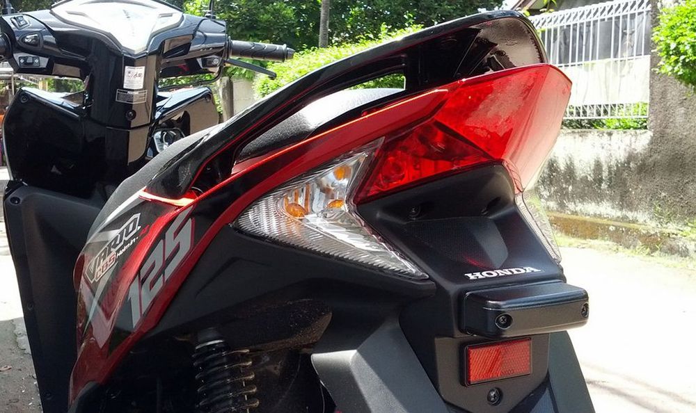Kelebihan dan Kekurangan Honda Vario 125 KZR, Generasi Vario Paling ...