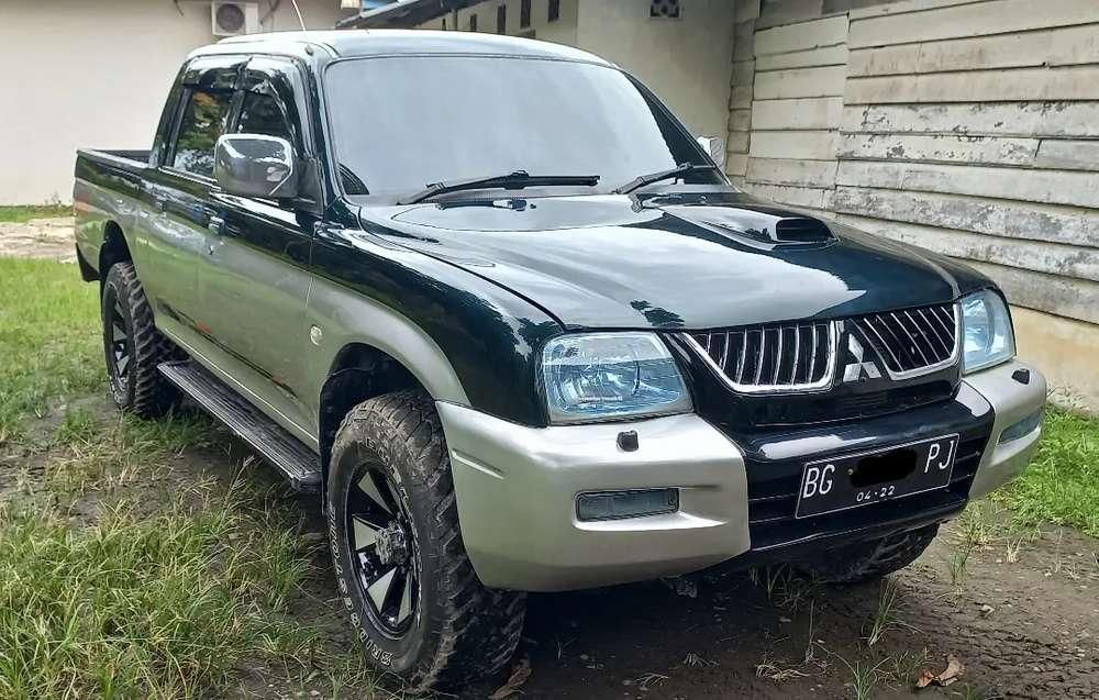 Kelebihan Mobil Pick-up Mitsubishi L200 Strada, Perkasa di Segala ...