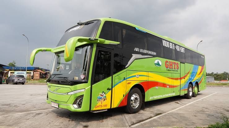 Jetbus 5 Adi Putro; Inovasi Bus Modern dari Karoseri Malang yang Makin ...