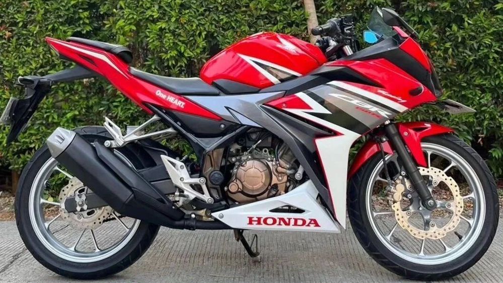 5 Generasi Honda CBR150R, Mana Paling Keren? - Panduan Pembeli | Mobil123