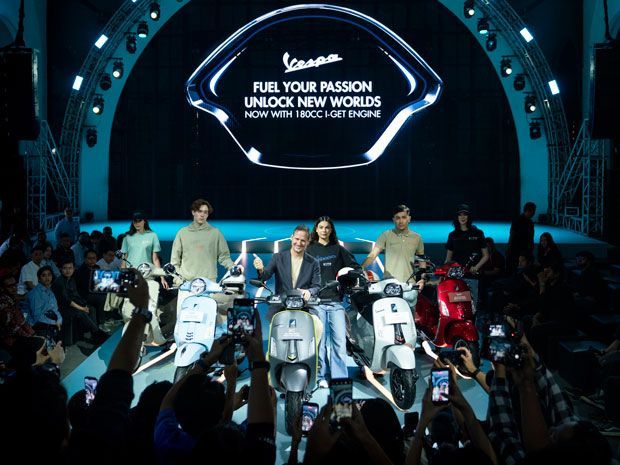 Spesifikasi Vespa Primavera dan Sprint 2026 Kian Menggoda: Bermesin 180 ...