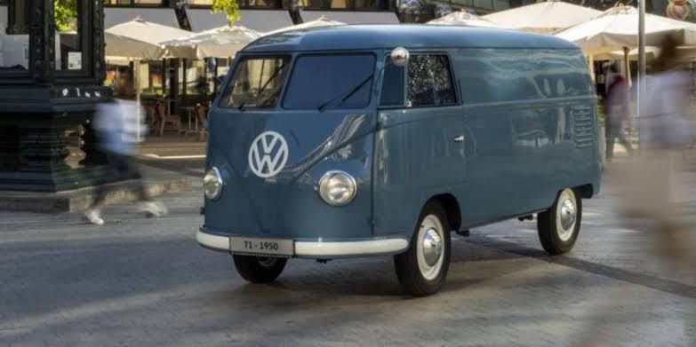 Fakta Menarik VW Kombi, Mobil Jerman yang Sukses di Indonesia - Panduan ...