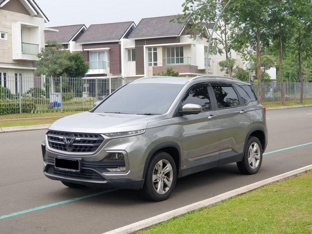 Kelebihan dan Kekurangan Wuling Almaz 1.5 Smart Enjoy, Harga Bekasnya ...