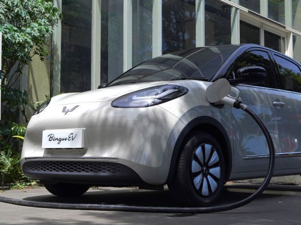 Wuling Sediakan Tempat Cas Mobil Listrik Kilat dengan Port GB/T di 6 ...