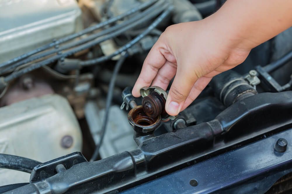 Sistem Radiator di Mobil, Pahami Fungsi, Cara Kerja Hingga Perawatannya ...