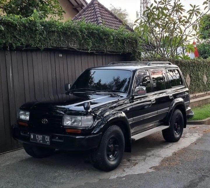Kelebihan dan Kekurangan Toyota Land Cruiser Seri 80, Sering Dikira ...